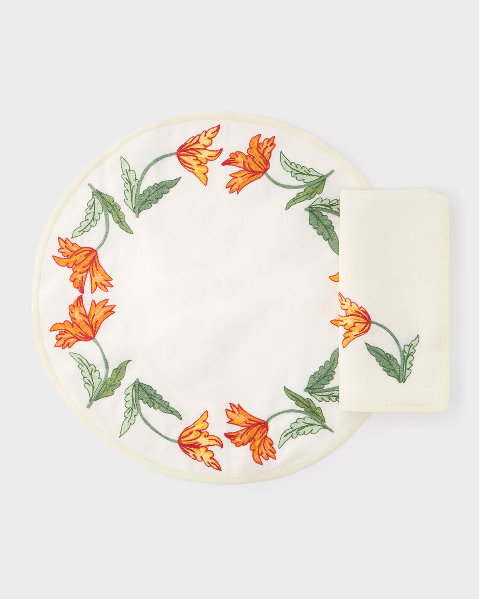 Loretta Caponi x Cabana Tulips Embroidered Placemat & Napkin Set ...